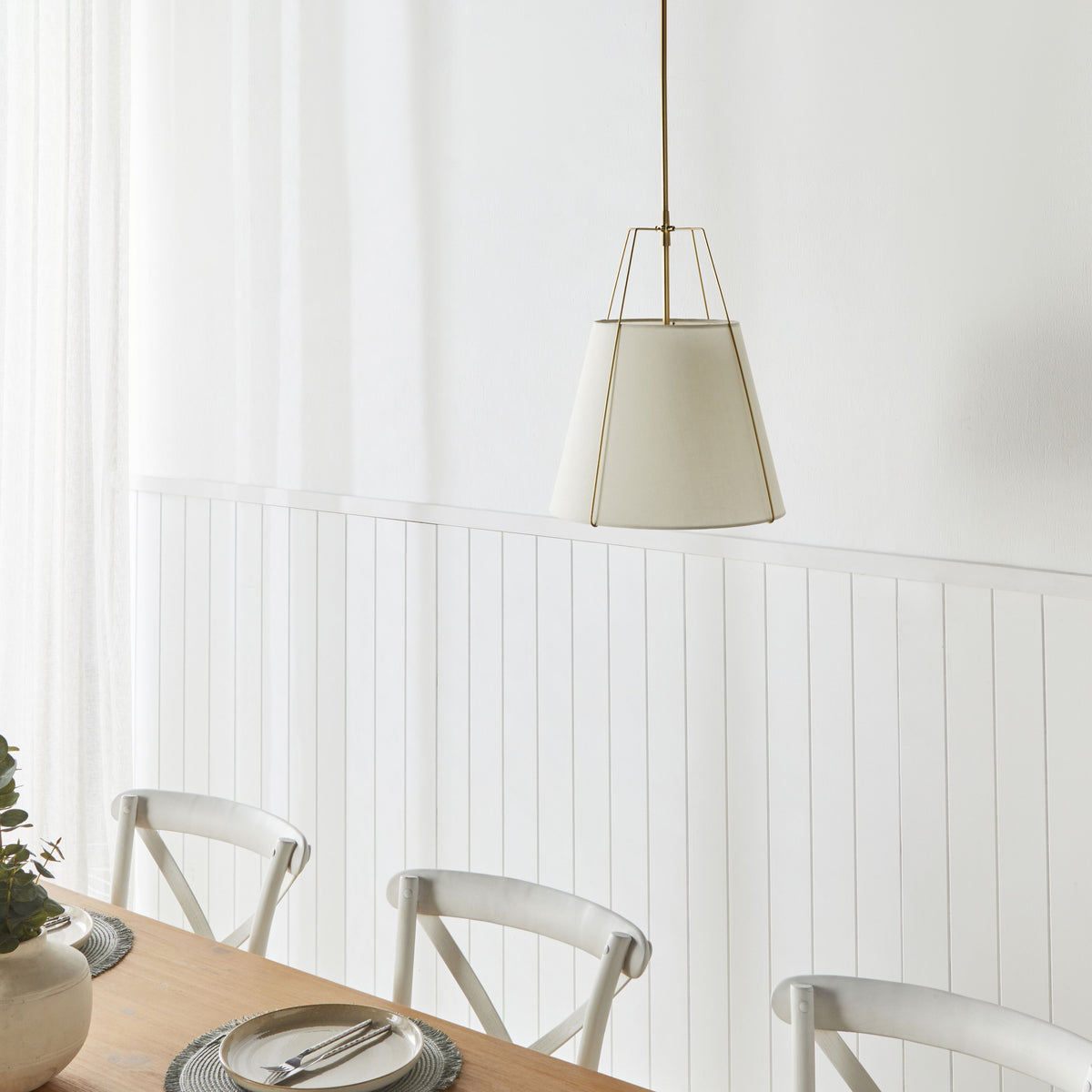 Sutton Pendant Gold 92x40cm – Early Settler Australia