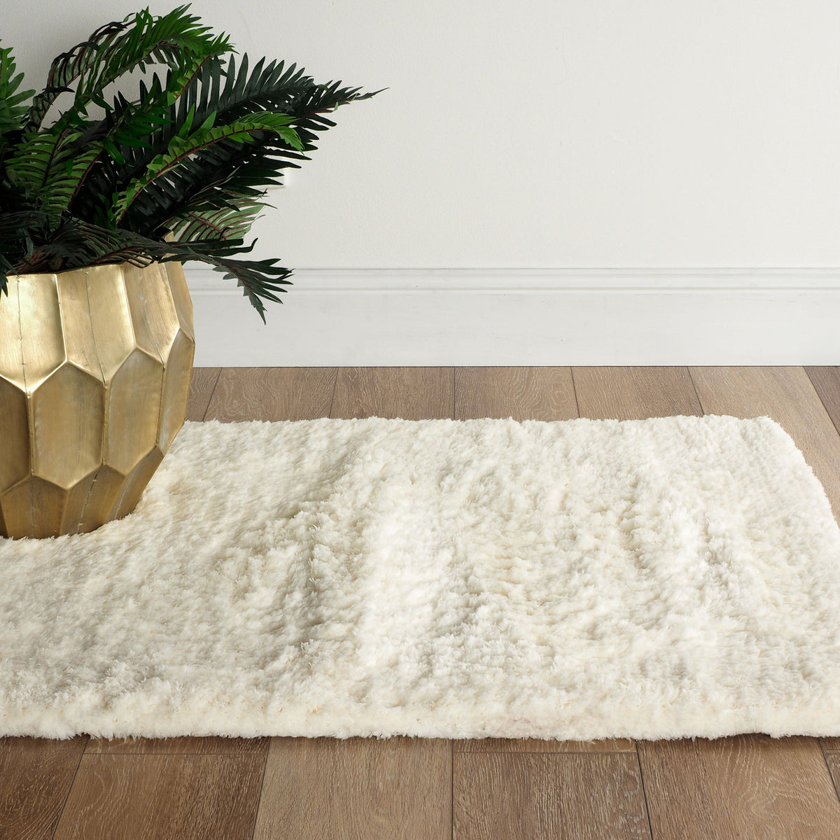 Tufted Super Soft White Rug 150x80cm – Early Settler AU