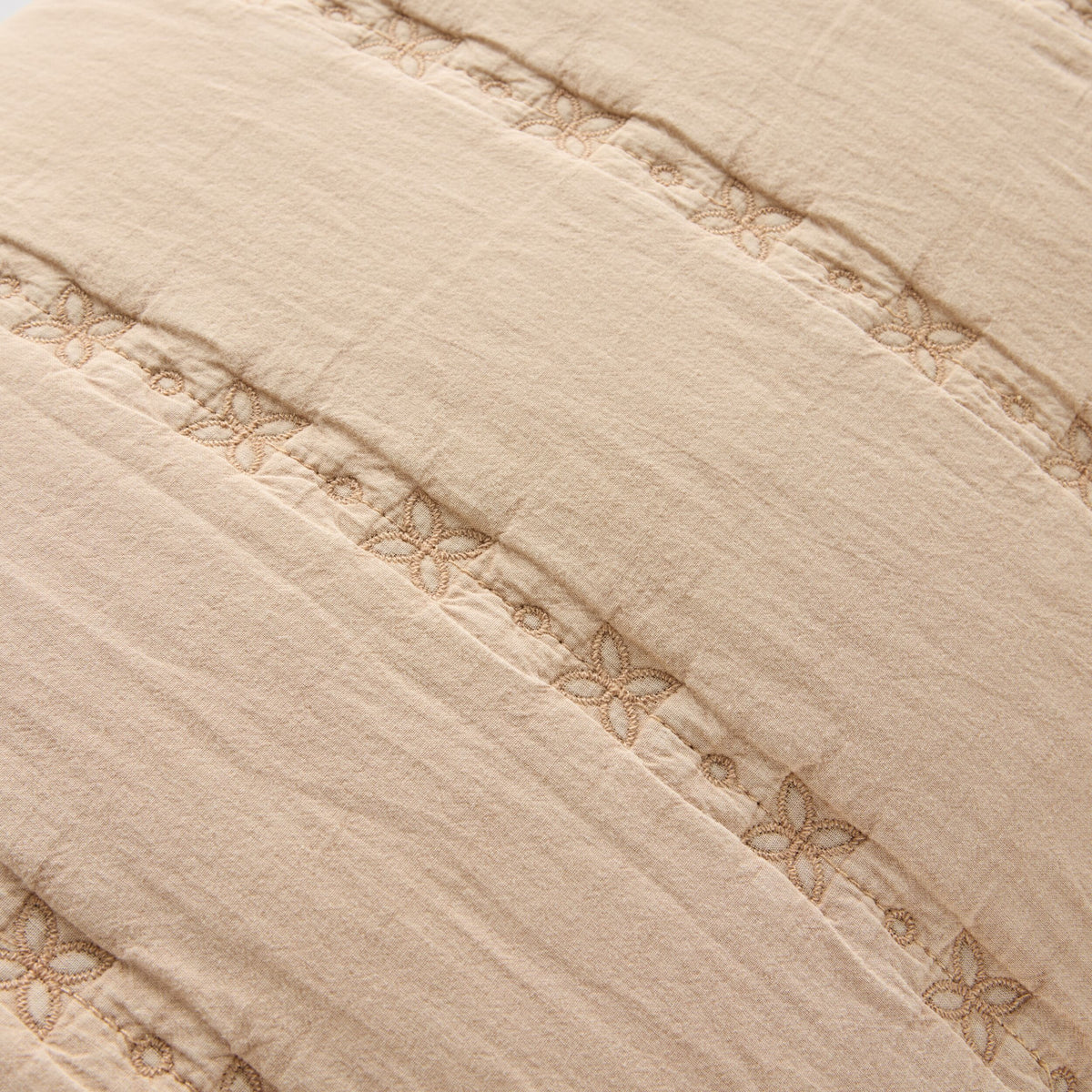 Poppy Soft Washed Voile Quilted Coverlet Soft Clay 220x240cm – Early ...