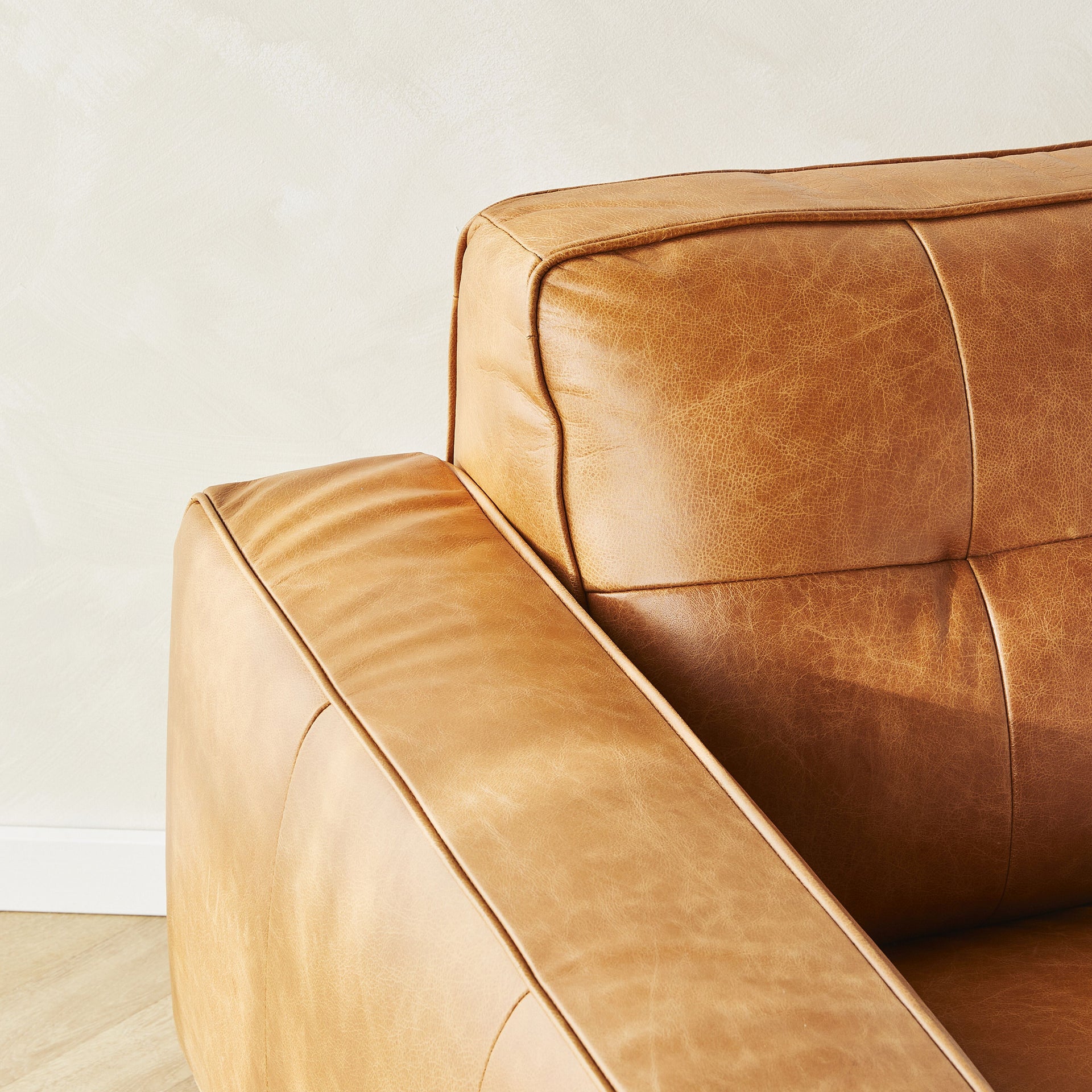 Carson Leather Armchair Dakota Vintage Brown – Early Settler Australia