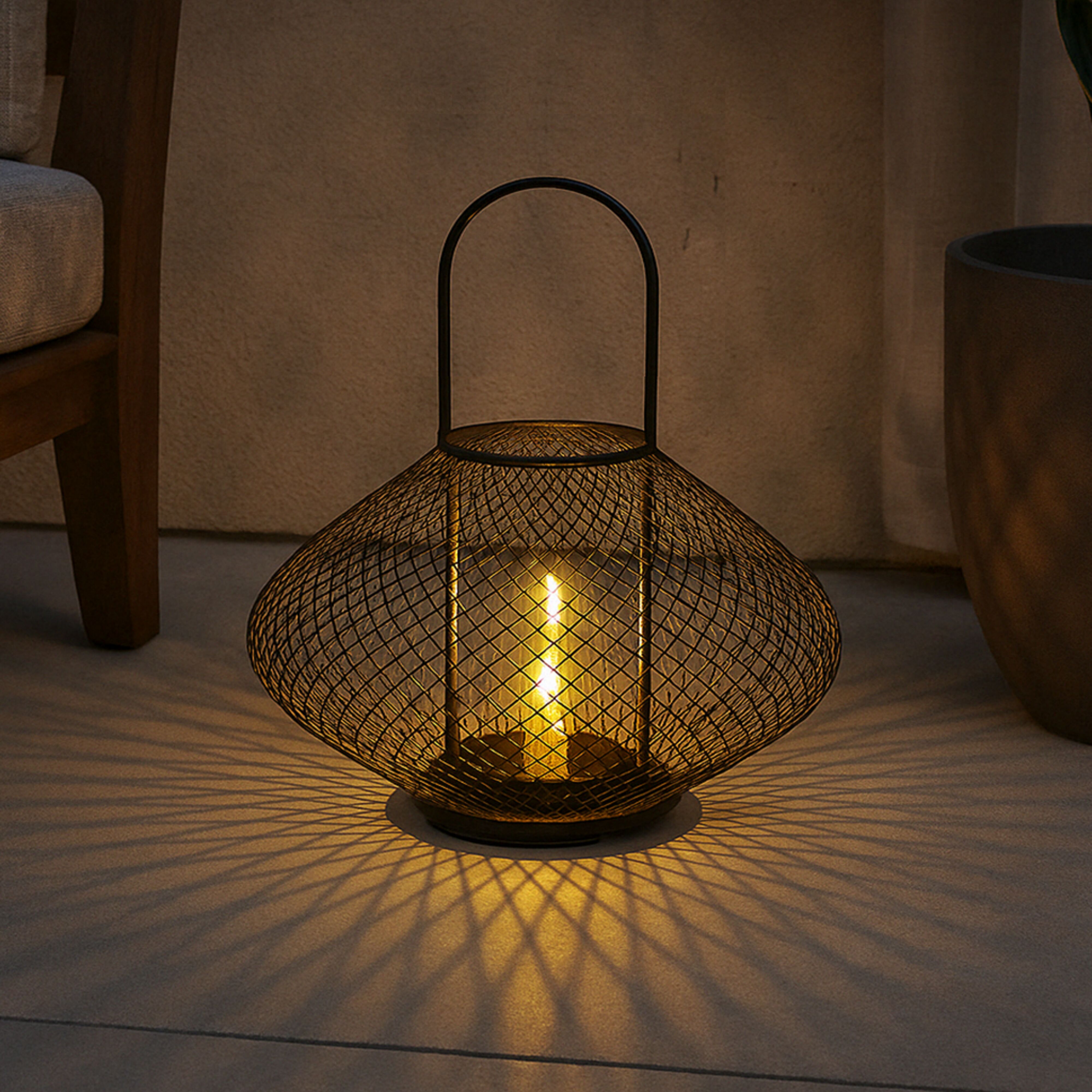 Stark Mesh Iron Bulb Lantern – Early Settler Australia